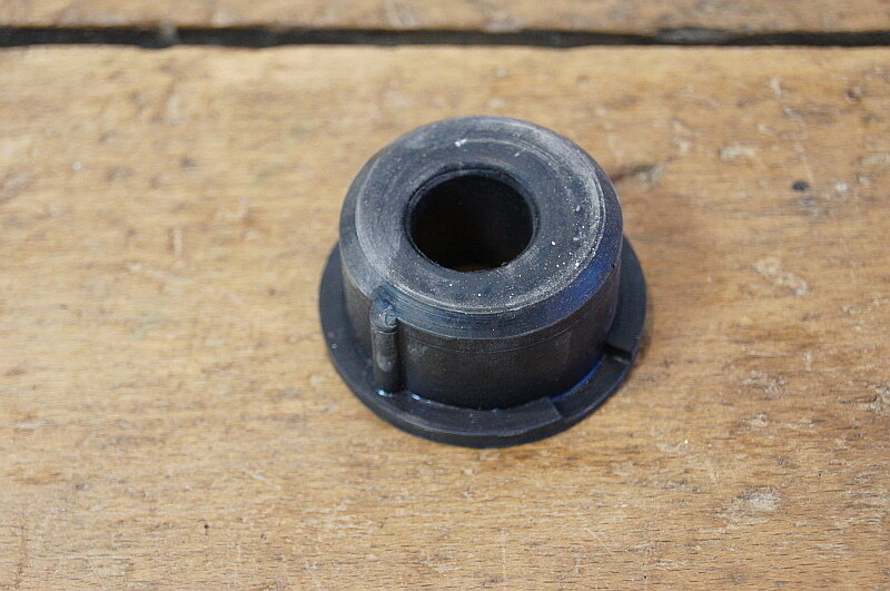 rubber bushing leaf spring front axle W108/110/111/113