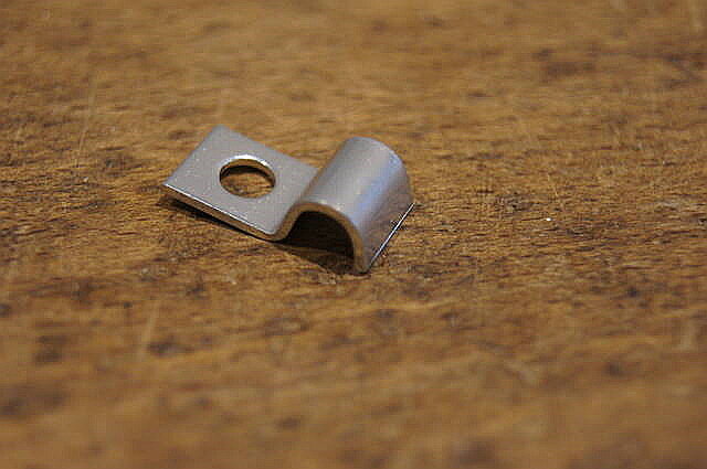 metal cramp small, 0,60